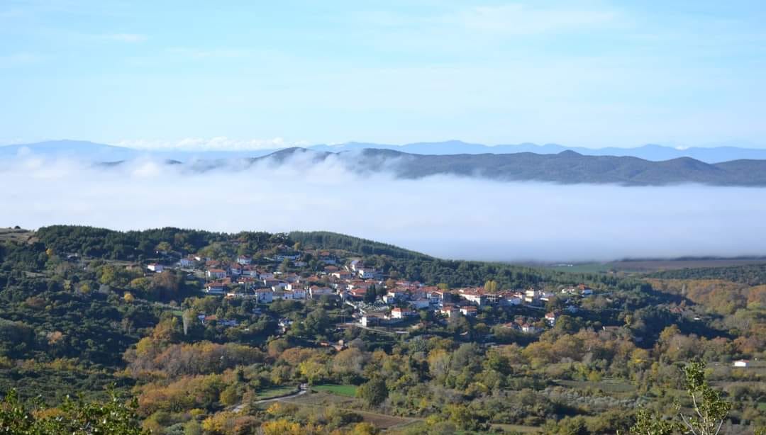 70 λεπτά από τη Θεσσαλονίκη: Μια απόδραση στο ορεινό διαμάντι της Βόλβης