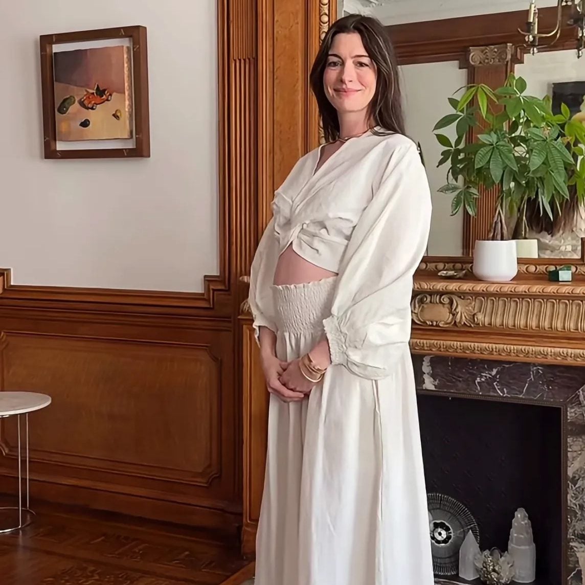 Anne Hathaway: Η μάξι φούστα που θα φορεθεί αυτό το καλοκαίρι